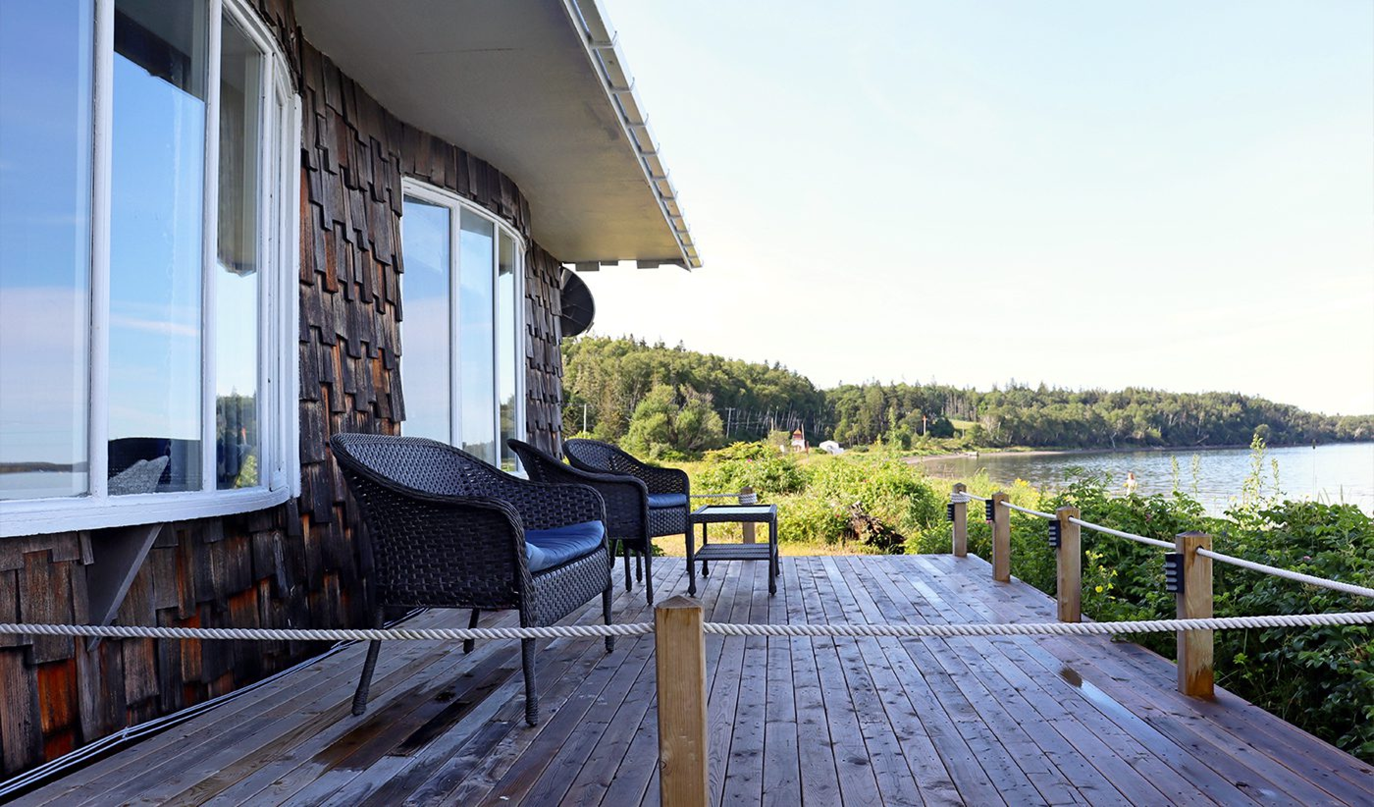 Accommodations - Island Inn - Friars Bay Inn & Cottages