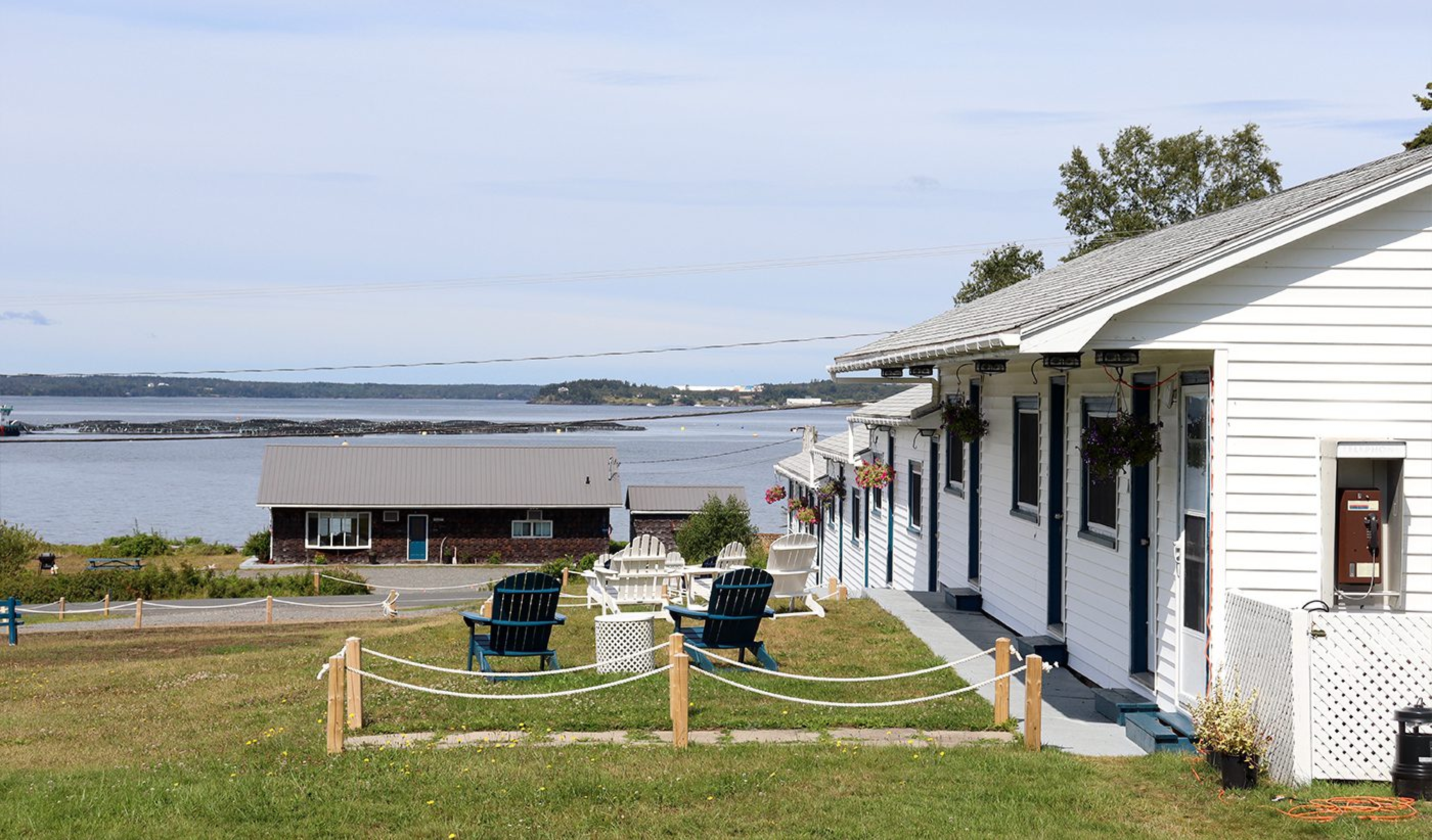 Accommodations - Island Inn - Friars Bay Inn & Cottages